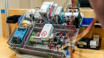 Simcona | Industrial Electronics - Distribution & Manufacturing